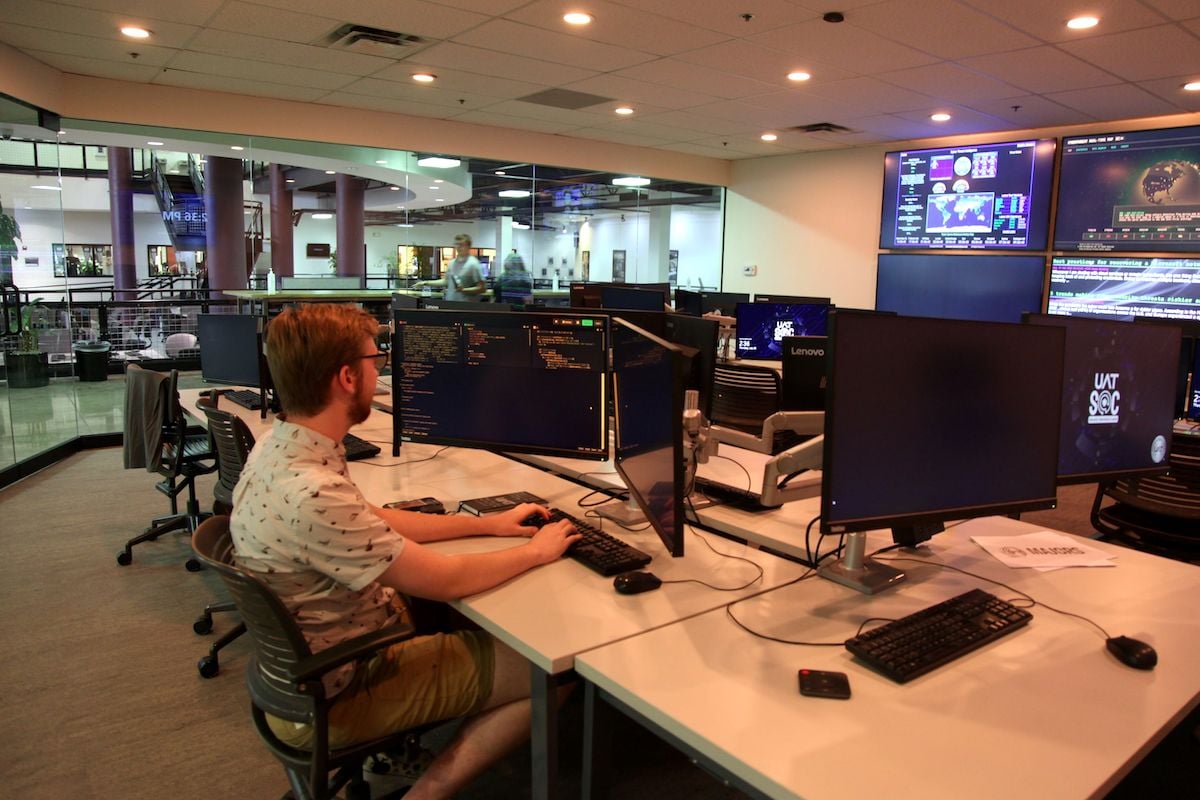 What to Know Before Earning a Computer Science Degree