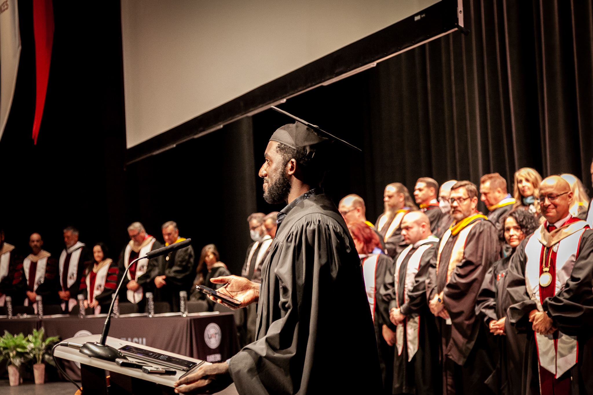 2021 Commencement at UAT Reunites Students and Faculty